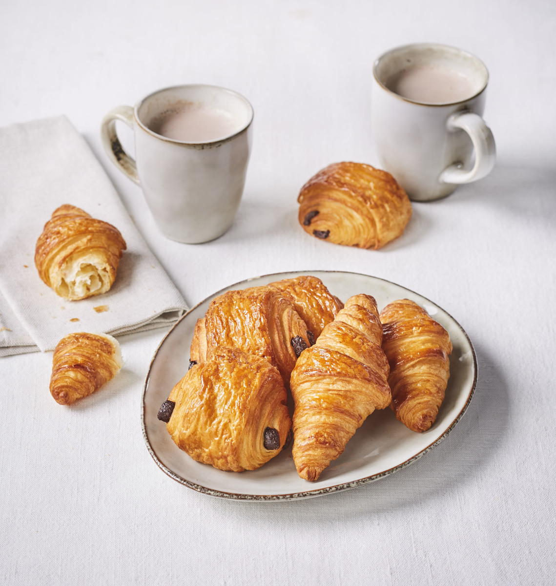 Mini Pain au Chocolat 28g | Viennese Pastries | Family | Catalog ...