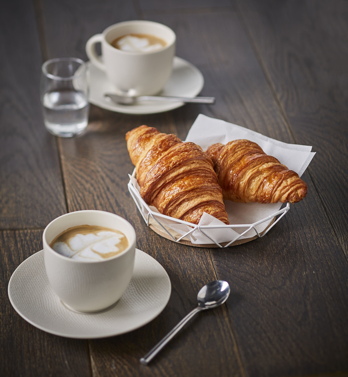 Croissant 70g | Viennese Pastries | Family | Catalog | Bridor Site